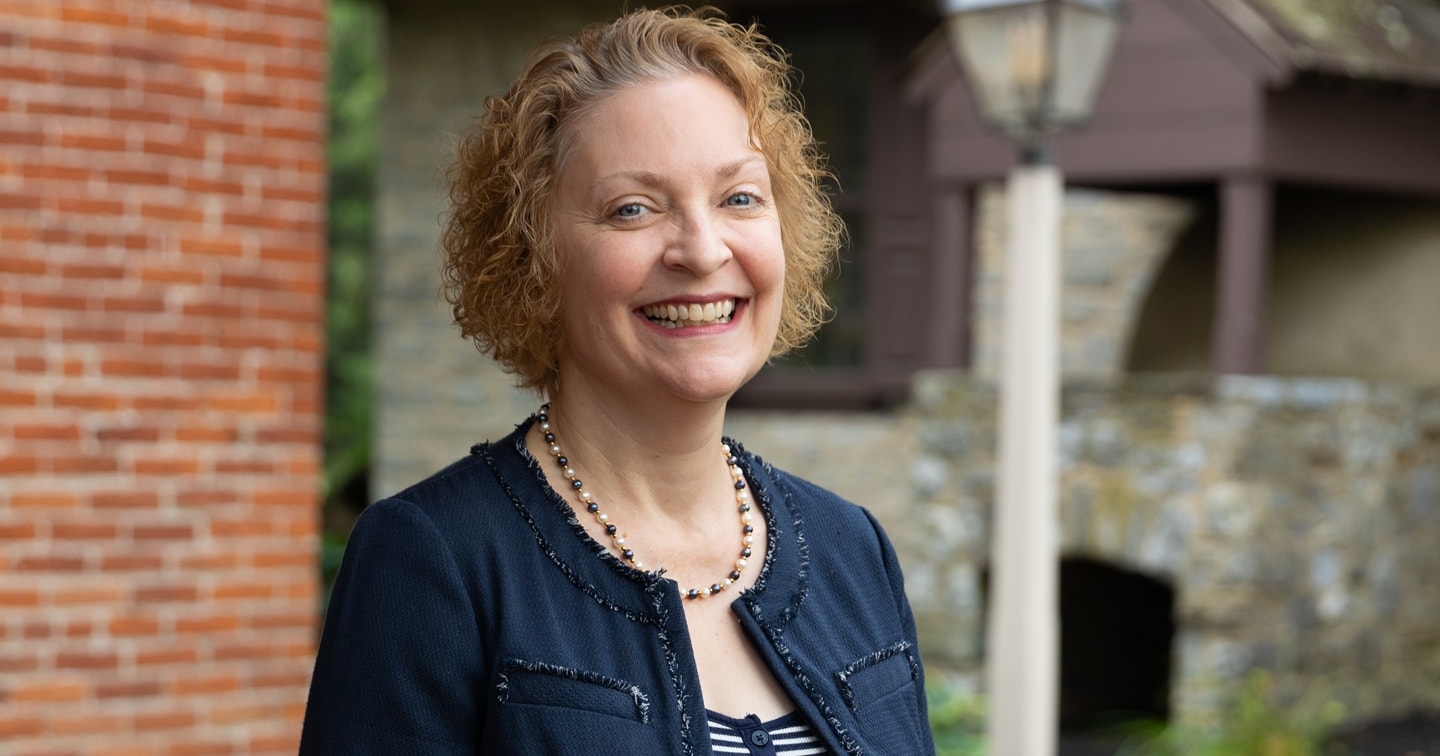 Lisa Lysle Bio | Scheffey Marketing